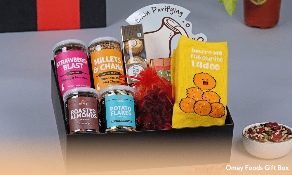 Snuggle & Savor Gift Box - Omay Foods